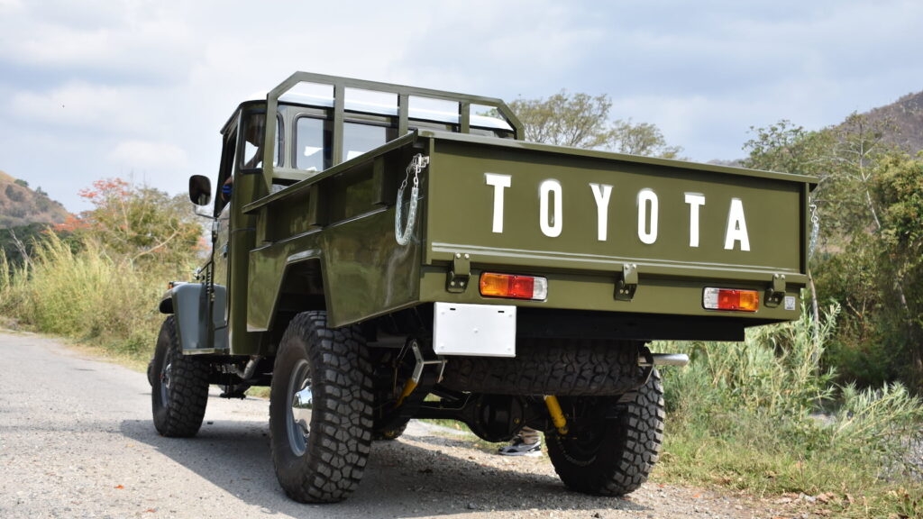 Auction-bound FJ Company-restored '83 FJ45 Is One Badass Rock Crawler ...